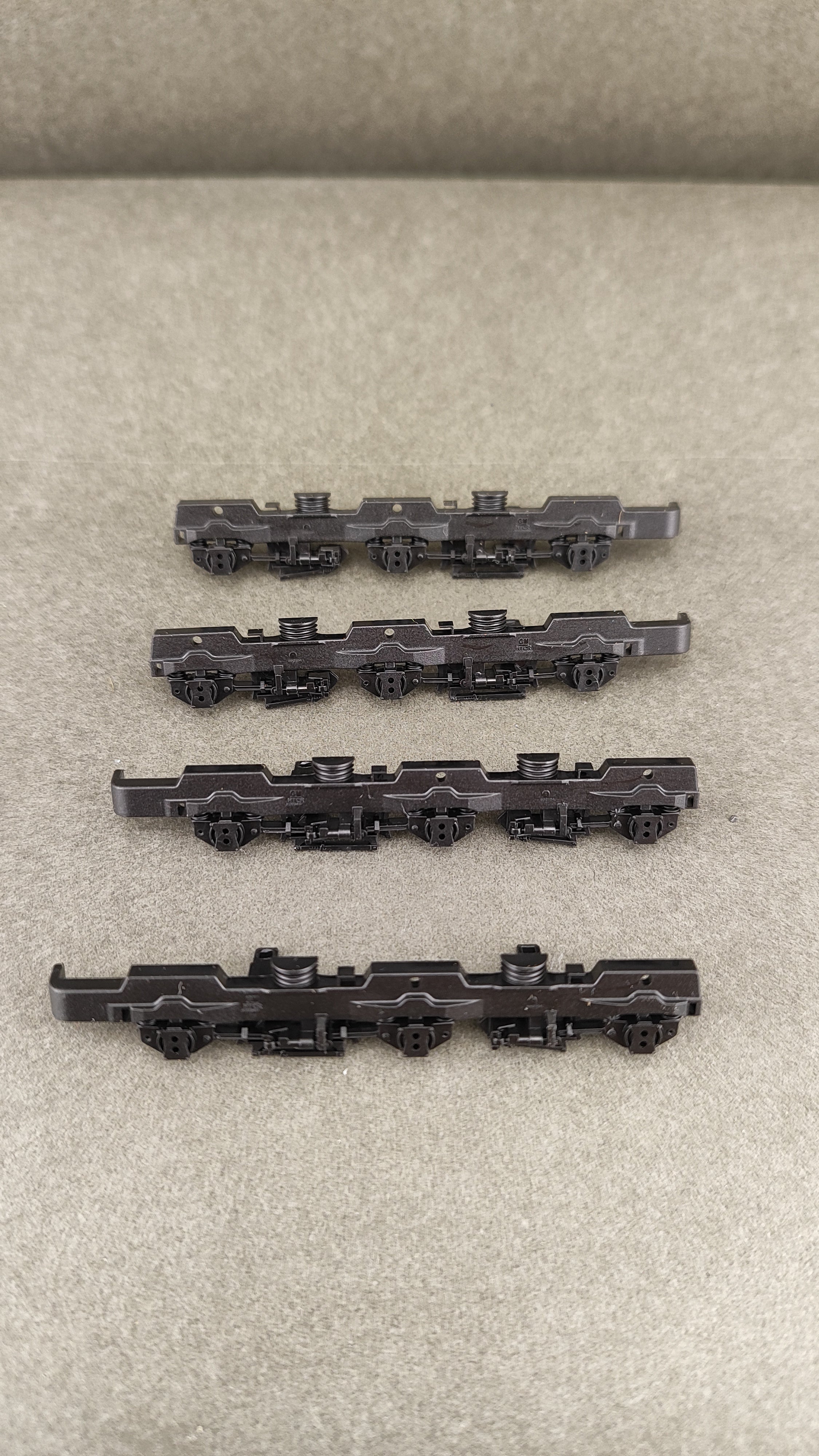 ATH G63860 SD 70M MAC Sideframe Set plastic Fits Athearn Genesis Truck ...